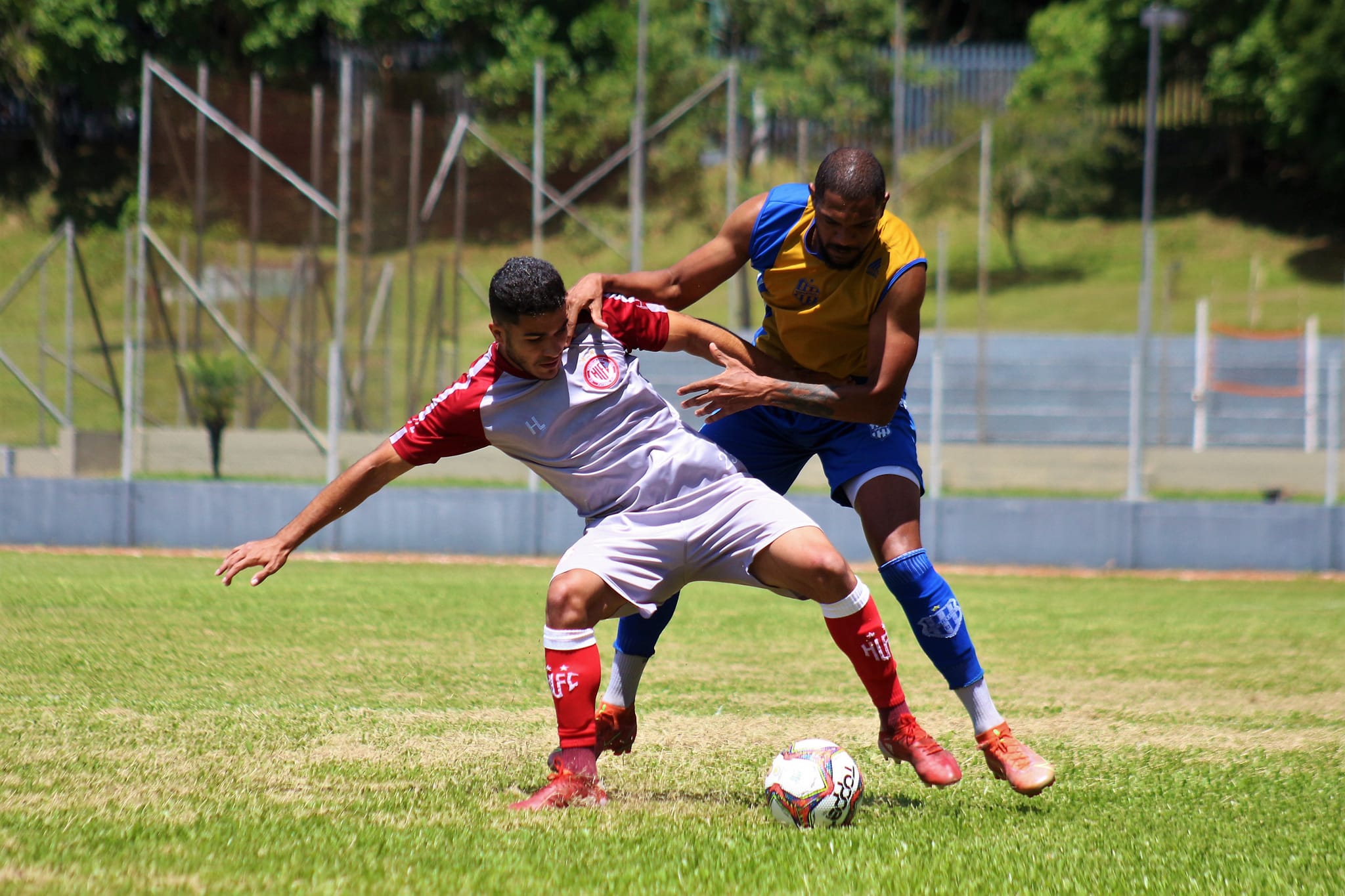 Hercílio Luz empata com o Esportivo no primeiro jogo-treino visando o ...