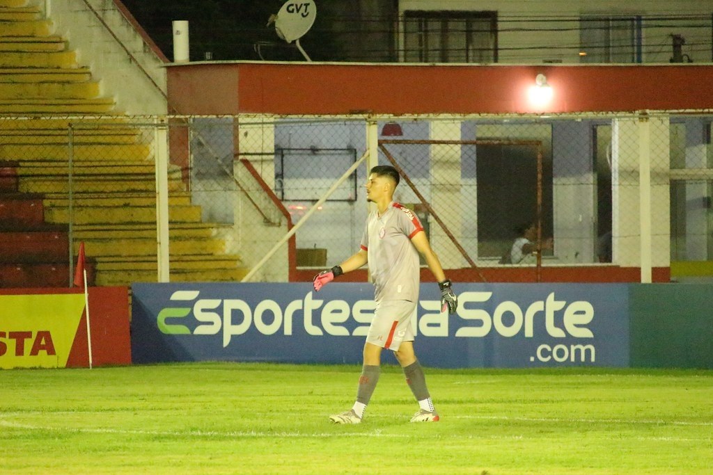 Hercílio Luz derrota o Barra no Aníbal Costa e segue líder absoluto do ...